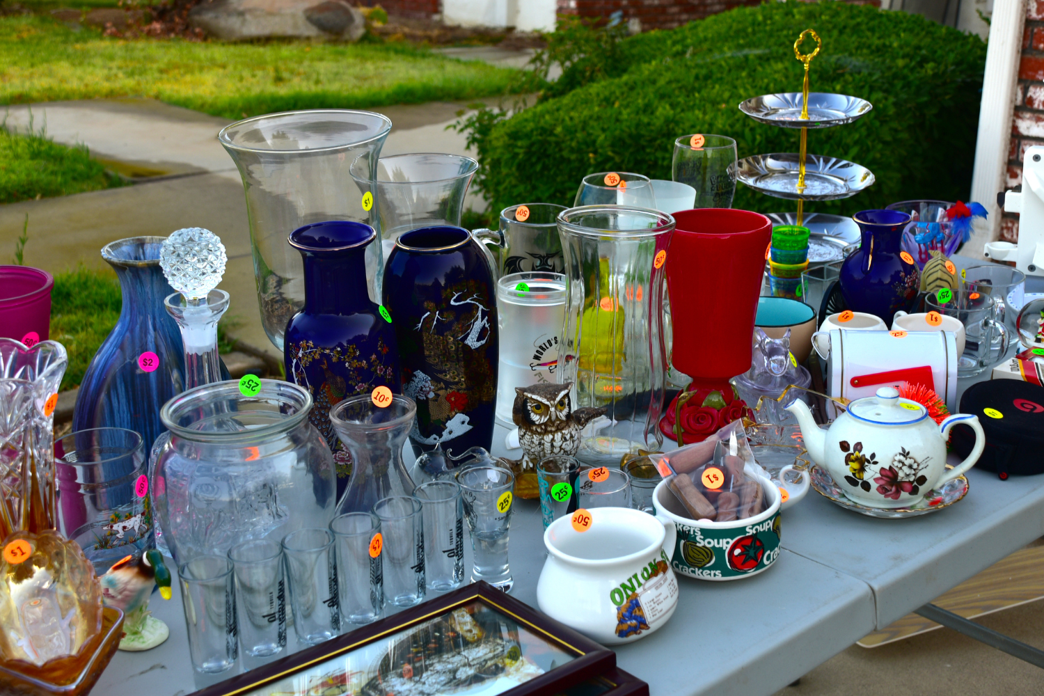 5 Tips For A Successful Rummage Sale - SavingK