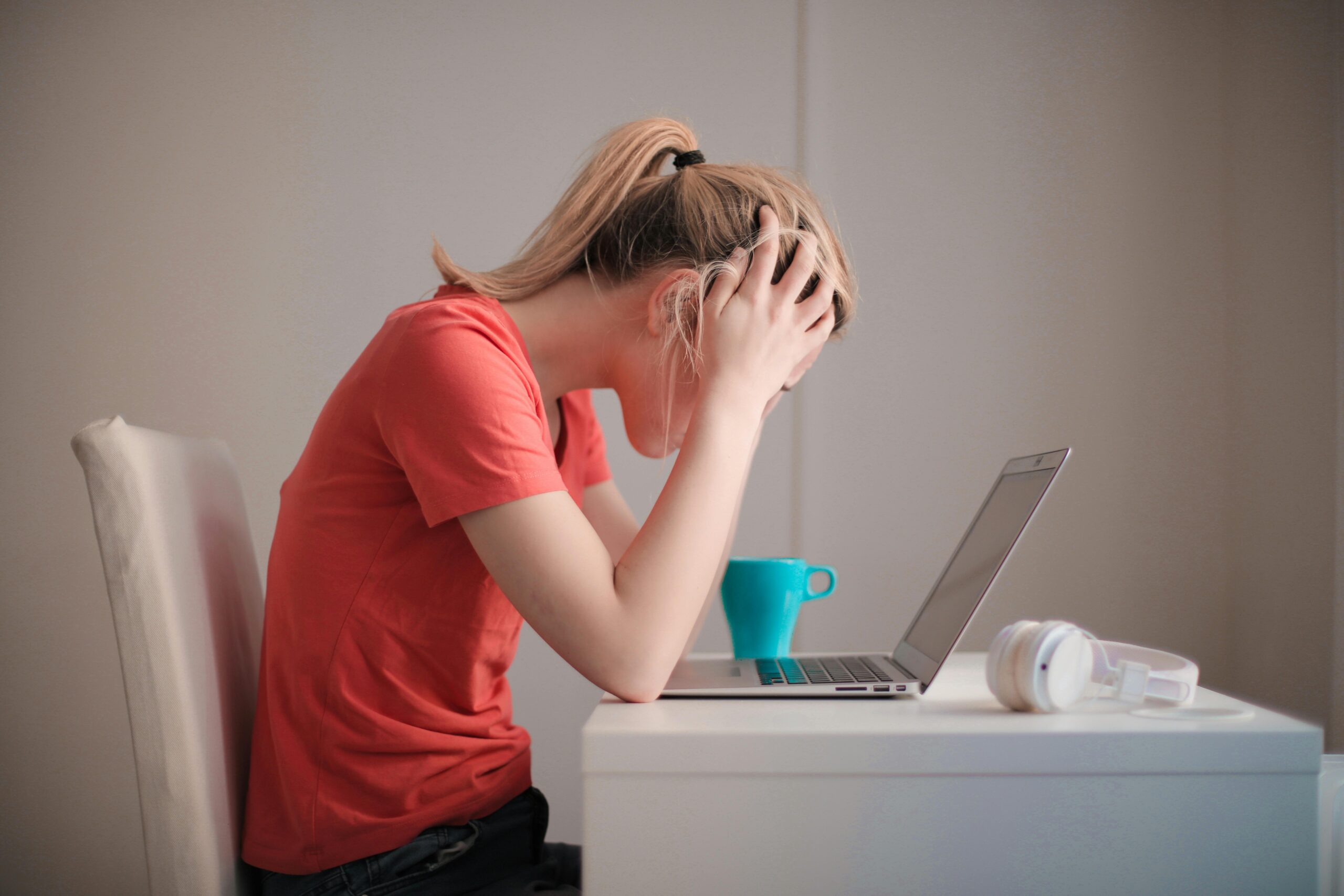 Reasons Smart People Can Still Go Broke - SavingK