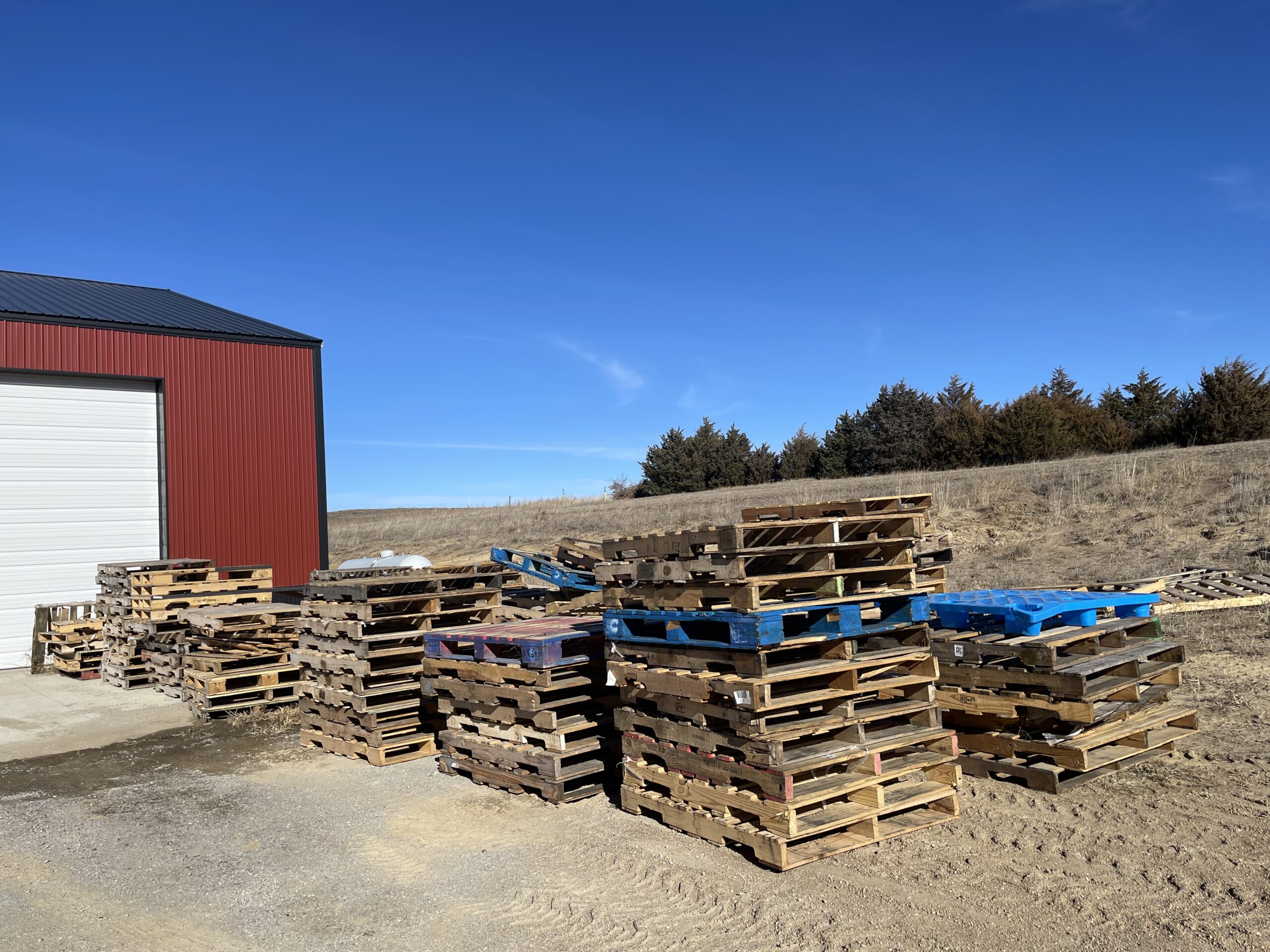 Where to Get Free Pallets Near Me - SavingK